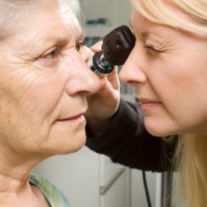 Common eye problems and diseases in aging adults