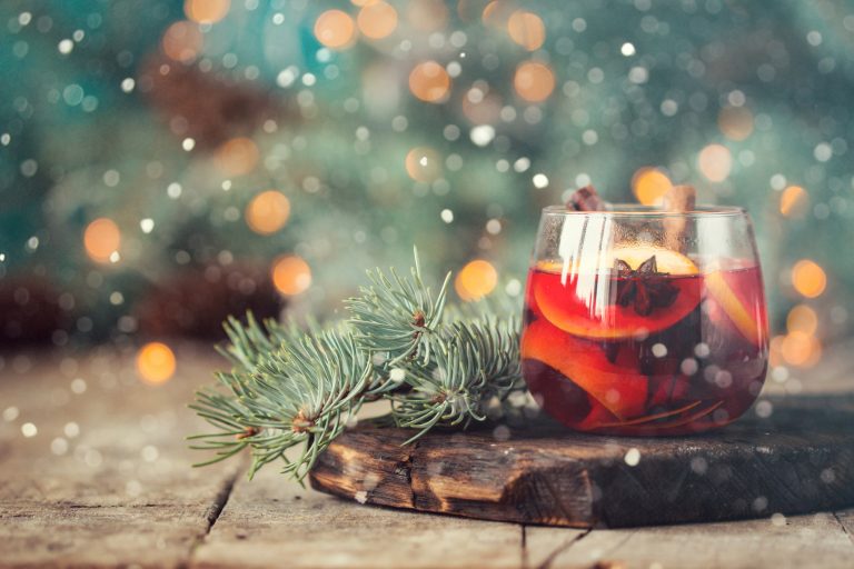 Help Your Liver This Holiday Season – Your Guide to Alcohol Management